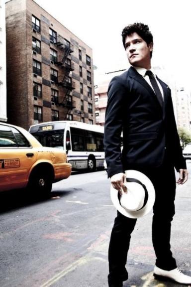 Frankie Negron Death Fact Check, Birthday & Age | Dead or Kicking