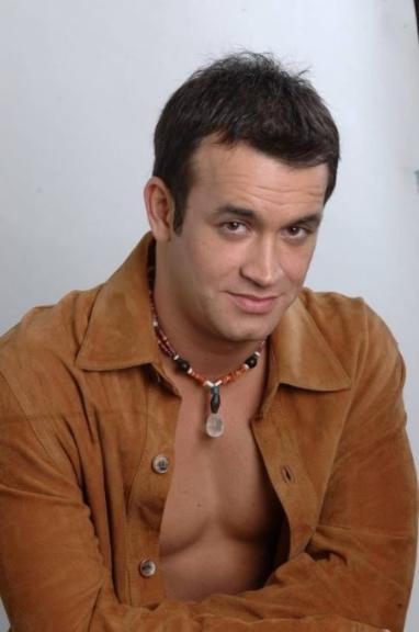 Gabriel Anselmi Death Fact Check, Birthday & Age | Dead or Kicking