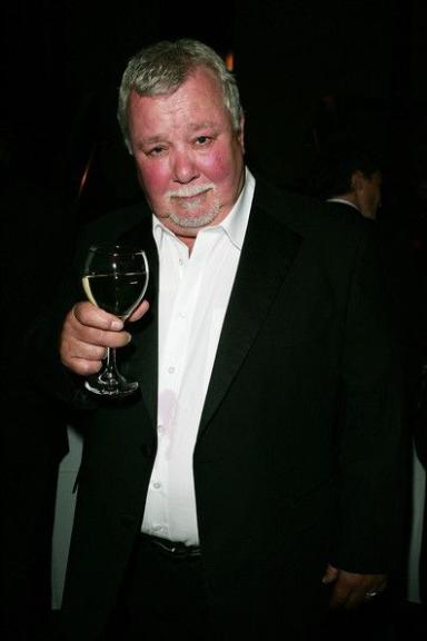 Gareth Hale Death Fact Check, Birthday & Age | Dead or Kicking