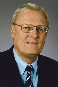 Gary Cunningham Death Fact Check, Birthday & Age | Dead or Kicking