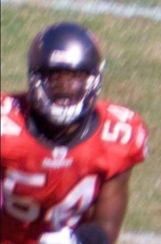 Geno Hayes Death Fact Check, Birthday & Age | Dead or Kicking