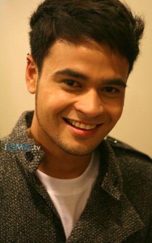 Geoff Taylor Death Fact Check, Birthday & Age | Dead or Kicking