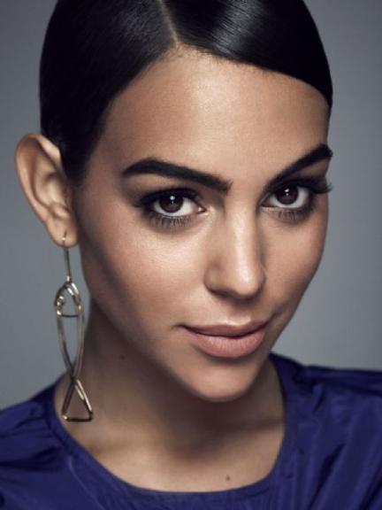 Georgina Rodriguez Death Fact Check, Birthday & Age | Dead or Kicking