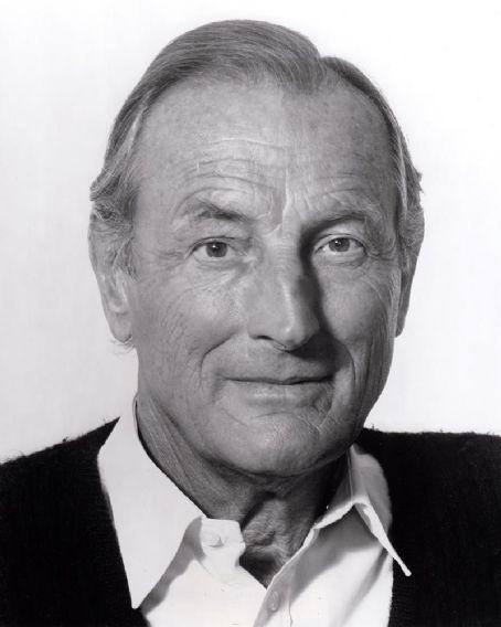 Gerald Harper Death Fact Check, Birthday & Age | Dead or Kicking