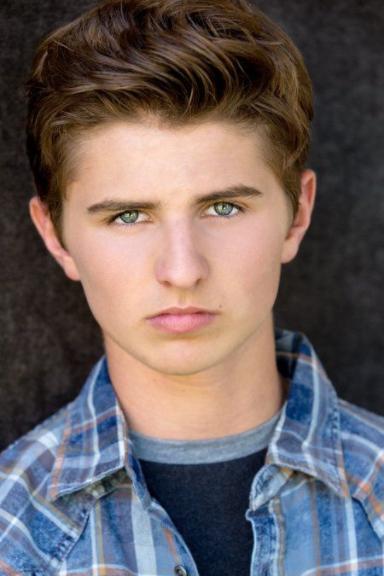 Greyson Moore Death Fact Check, Birthday & Age | Dead or Kicking