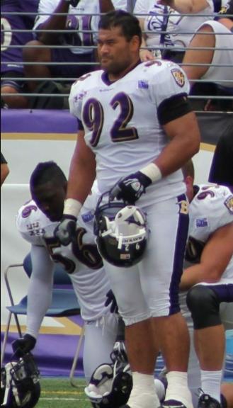 Haloti Ngata Death Fact Check, Birthday & Age | Dead or Kicking