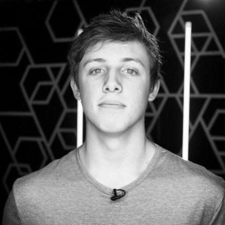 Harold Lewis Death Fact Check, Birthday & Age | Dead or Kicking