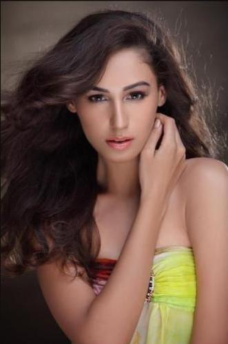 Hasleen Kaur Death Fact Check, Birthday & Age | Dead or Kicking