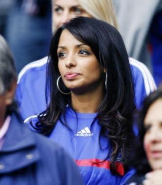 Hayet Abidal Death Fact Check, Birthday & Age | Dead or Kicking