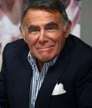 Héctor Suárez Death Fact Check, Birthday & Age | Dead or Kicking