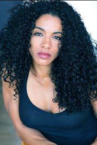 Helen Dunne Death Fact Check, Birthday & Age | Dead or Kicking