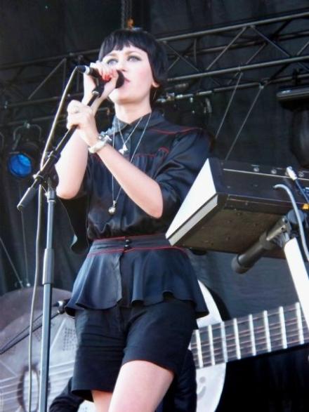 Helen Marnie Death Fact Check, Birthday & Age | Dead or Kicking