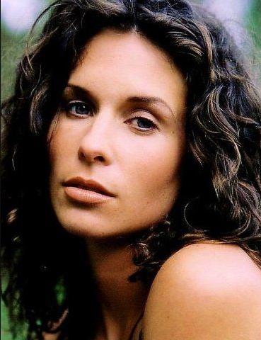Holly Elissa Death Fact Check, Birthday & Age | Dead or Kicking