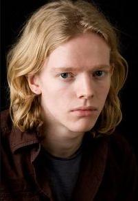 Hugh Mitchell Death Fact Check, Birthday & Age | Dead or Kicking