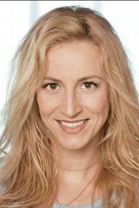 Ilka Petersen Death Fact Check, Birthday & Age | Dead or Kicking