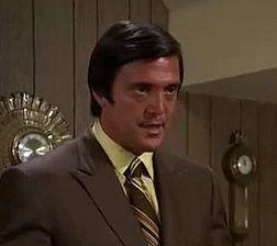 James Daris Death Fact Check, Birthday & Age | Dead or Kicking