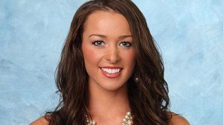 Jamie Otis Death Fact Check, Birthday & Age | Dead or Kicking