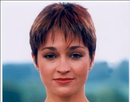 Janet Fielding Death Fact Check, Birthday & Age | Dead or Kicking