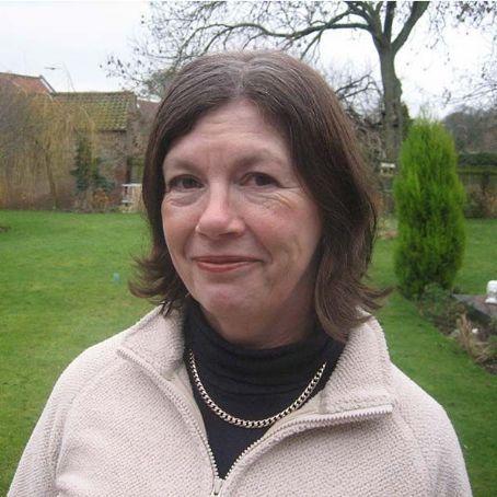 Janet Godfrey Death Fact Check, Birthday & Age | Dead or Kicking