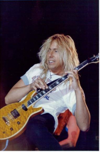 Jeff Watson Death Fact Check, Birthday & Age | Dead or Kicking