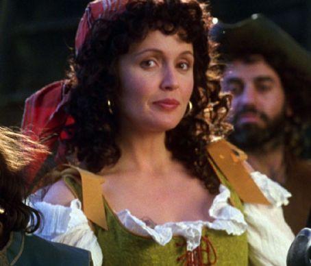 Jessica Hamilton Death Fact Check, Birthday & Age | Dead or Kicking