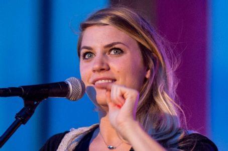 Jillian Edwards Death Fact Check, Birthday & Age | Dead or Kicking