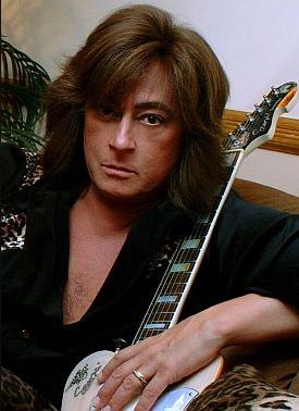 Joe Lynn Turner Death Fact Check, Birthday & Age | Dead or Kicking