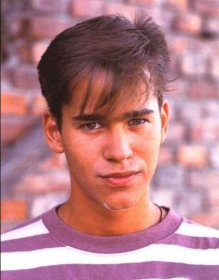 Johan Paulik Death Fact Check, Birthday & Age | Dead or Kicking