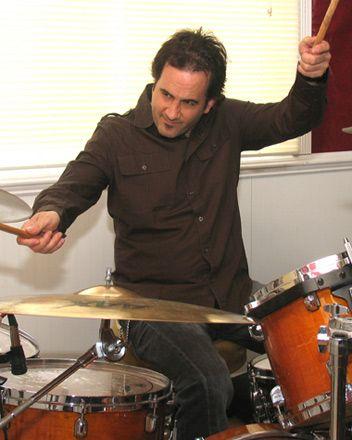 John Macaluso Death Fact Check, Birthday & Age | Dead or Kicking