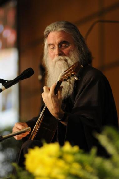 John Michael Talbot Death Fact Check, Birthday & Age | Dead or Kicking