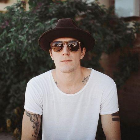 John O'Callaghan Death Fact Check, Birthday & Age | Dead or Kicking