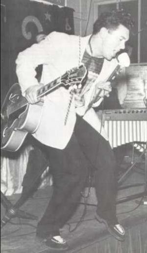 Johnny Devlin Death Fact Check, Birthday & Age | Dead or Kicking