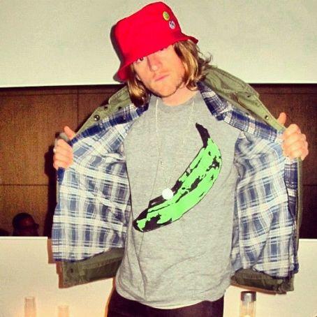 Josh Madden Death Fact Check, Birthday & Age | Dead or Kicking