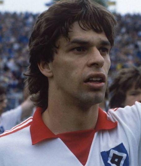 Jürgen Milewski Death Fact Check, Birthday & Age | Dead or Kicking