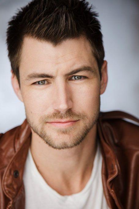 Justin Tully Death Fact Check, Birthday & Age | Dead or Kicking