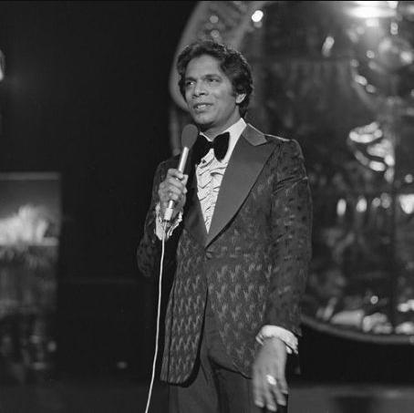 Kamahl Death Fact Check, Birthday & Age | Dead or Kicking