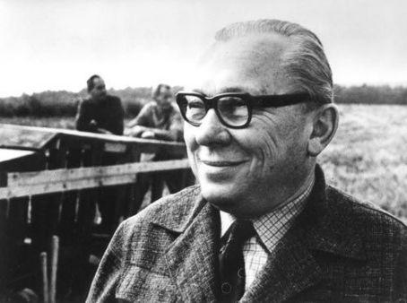 Karel Zeman Death Fact Check, Birthday & Date of Death