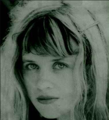 Kat Bjelland Death Fact Check, Birthday & Age | Dead or Kicking