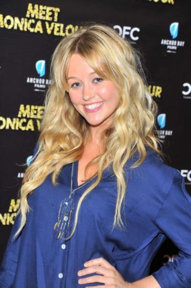 Kate Corbett Death Fact Check, Birthday & Age | Dead or Kicking