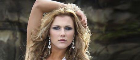 Katrina Turner Death Fact Check, Birthday & Age | Dead or Kicking