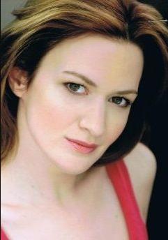 Kelly Hutchinson Death Fact Check, Birthday & Age | Dead or Kicking