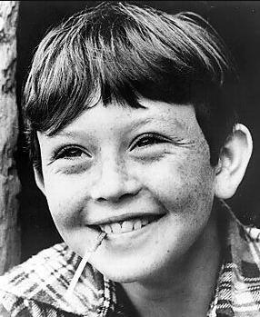 Kelly Reno Death Fact Check, Birthday & Age | Dead or Kicking