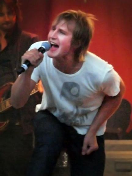 Kim Fransson Death Fact Check, Birthday & Age | Dead or Kicking