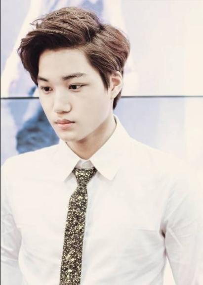 Kim Jongin Death Fact Check, Birthday & Age | Dead or Kicking