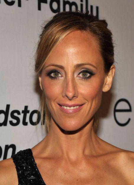 Kim Raver Death Fact Check, Birthday & Age | Dead or Kicking