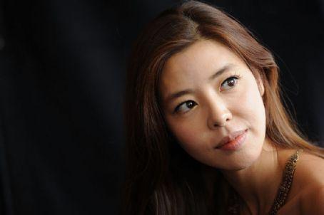 Kim Ri Death Fact Check, Birthday & Age | Dead or Kicking