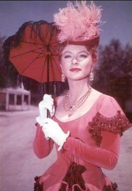 Kitty Russell Death Fact Check, Birthday & Age | Dead or Kicking