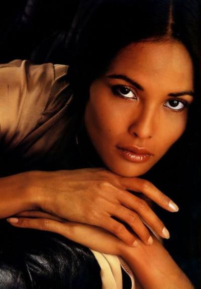 Laura Gemser Death Fact Check, Birthday & Age | Dead or Kicking