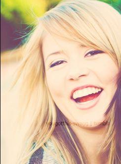 Lauran Irion Death Fact Check, Birthday & Age | Dead or Kicking