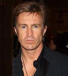 Lee Chapman Death Fact Check, Birthday & Age | Dead or Kicking